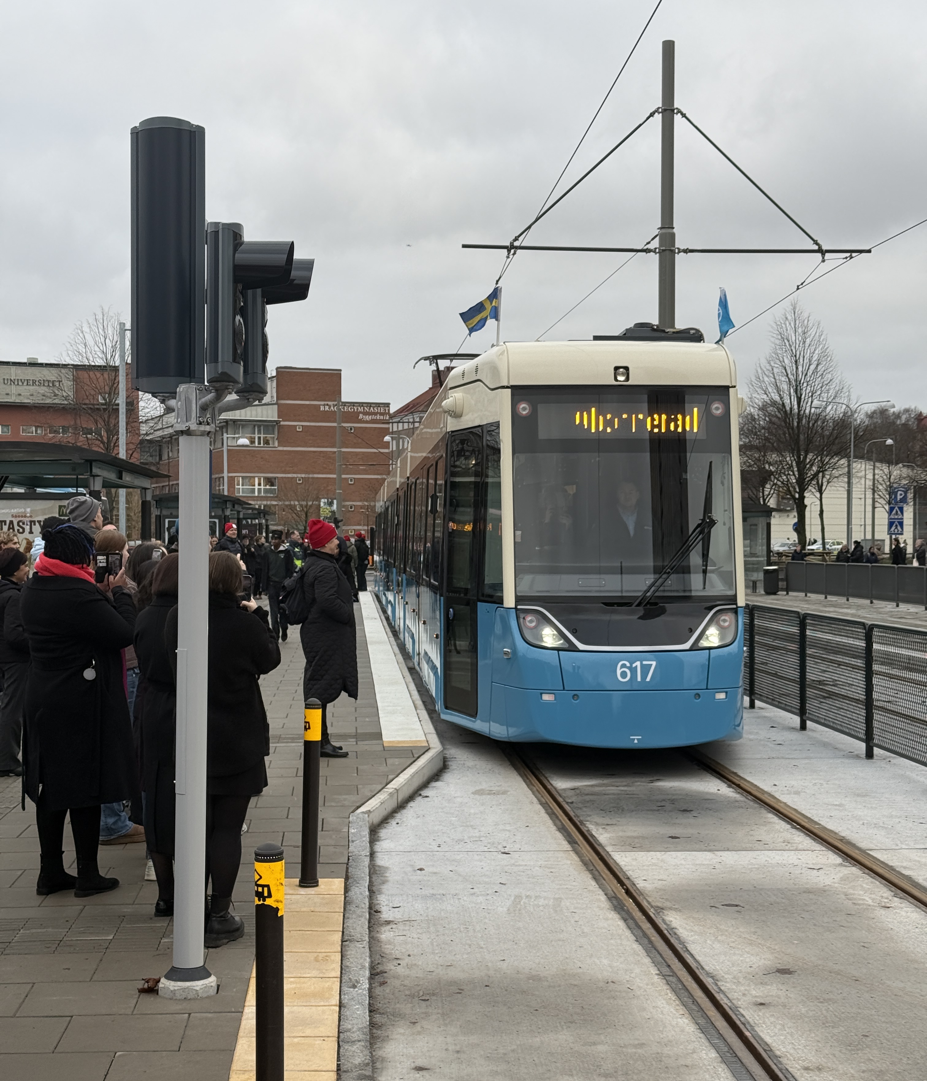 Spårvägstrafiken startade på nya sträckan till Lindholmen