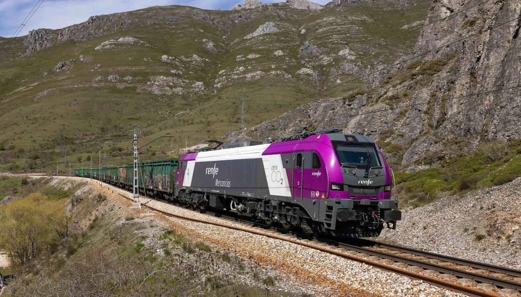 Renfe Alquiler investerar i nya effektiva Euro6000-lokomotiv från ...